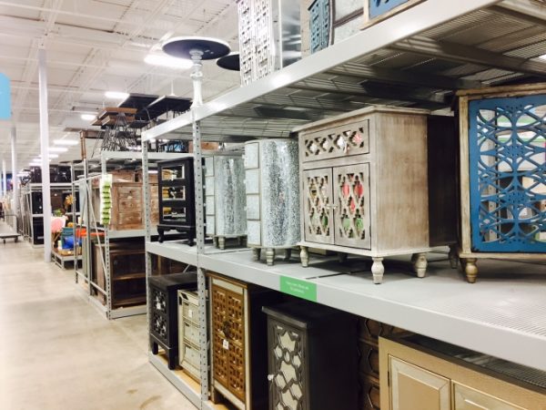 At Home Opens Sixth Michigan Location In Bloomfield Hills – 2 Wired 2 Tired